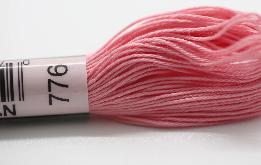 Tons de Rosa Broder 25 DMC Broder 25 Rosa 776