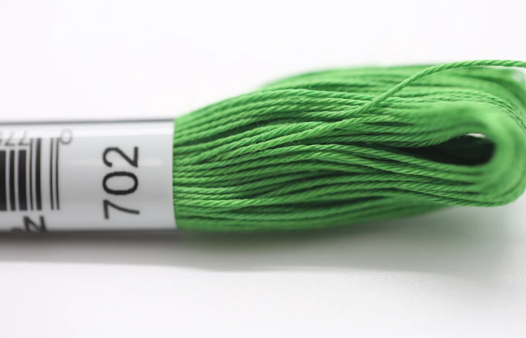 Tons de Verde Broder 25 DMC Broder 25 Verde 702